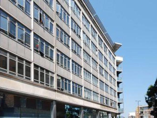 2 Bedrooms Flat for rent in City Road, City EC1V