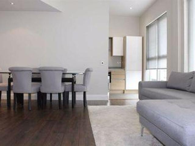2 Bedrooms Flat for rent in City Road, London EC1V