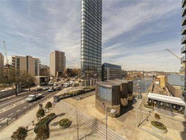 2 Bedrooms Flat for rent in City Road, London EC1V