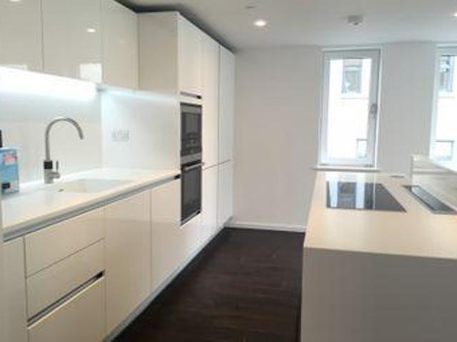 2 Bedrooms Flat for rent in City Road, London EC1V