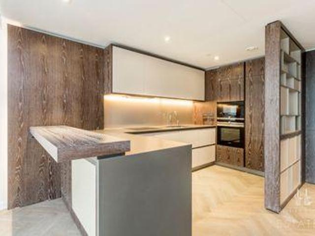 2 Bedrooms Flat for rent in Circus Road West, Battersea Power Station, Battersea, London SW11