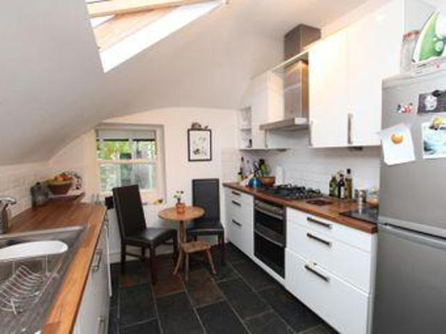 2 Bedrooms Flat for rent in Clarendon Road, Redland, Bristol BS6