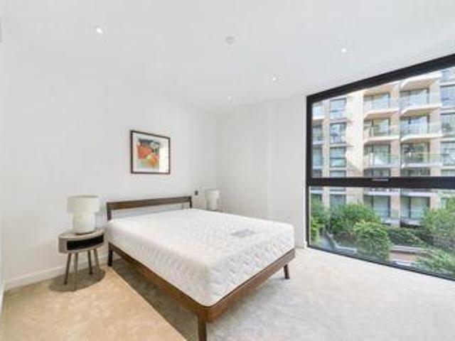 2 Bedrooms Flat for rent in Clayton Crescent, Kings Cross N1
