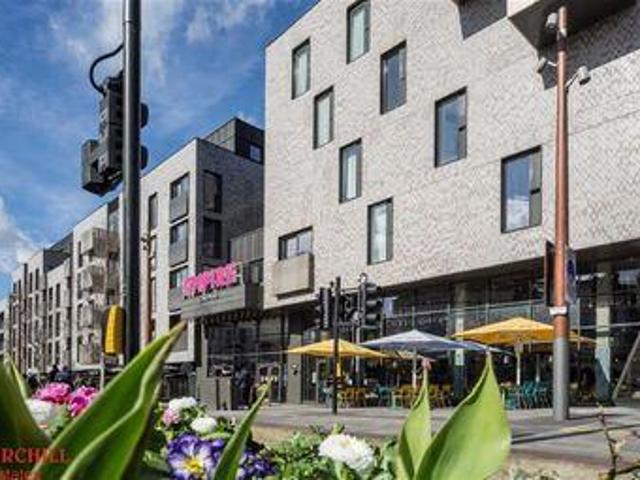 2 Bedrooms Flat for rent in Cleveland Park Avenue, London E17