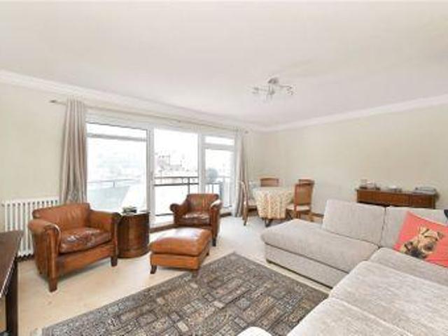 2 Bedrooms Flat for rent in Clifton Place, London W2
