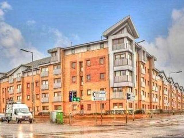 2 Bedrooms Flat for rent in Craighall Road, Glasgow G4