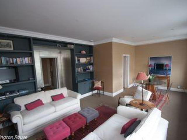 2 Bedrooms Flat for rent in Cranley Gardens, Kensington, London SW7