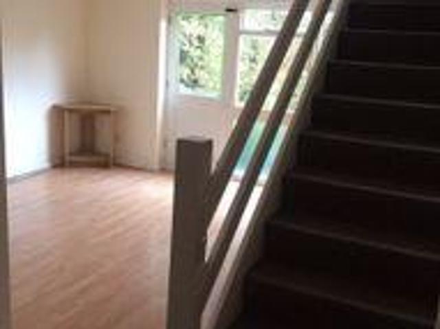 2 Bedrooms Flat for rent in Crescent Road, Luton LU2