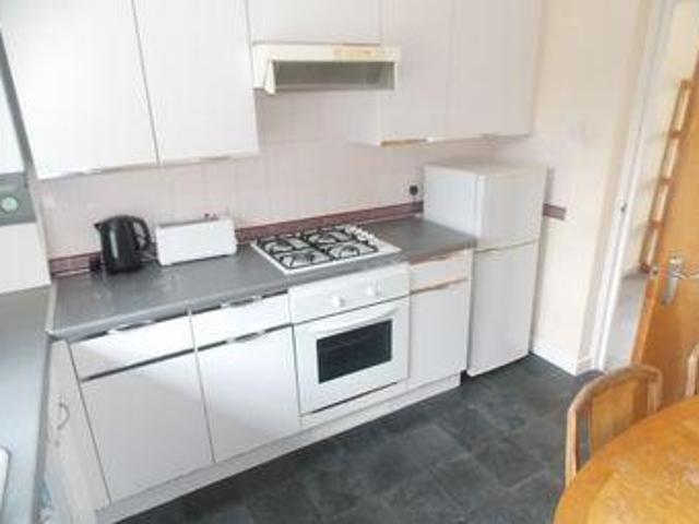 2 Bedrooms Flat for rent in Cresta House, London E3