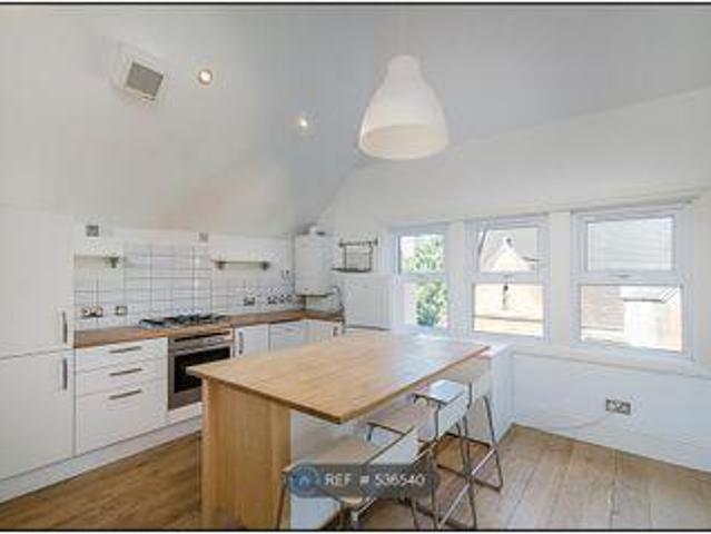 2 Bedrooms Flat for rent in Croham Road, South Croydon CR2