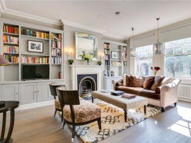 2 Bedrooms Flat for rent in Crookham Road, Fulham, London SW6