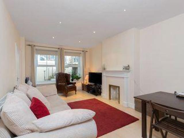 2 Bedrooms Flat for rent in Crookham Road, London SW6