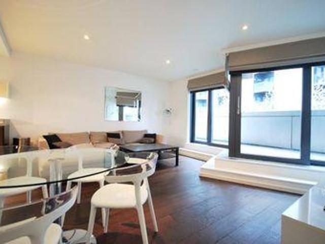 2 Bedrooms Flat for rent in Crossharbour, Docklands E14