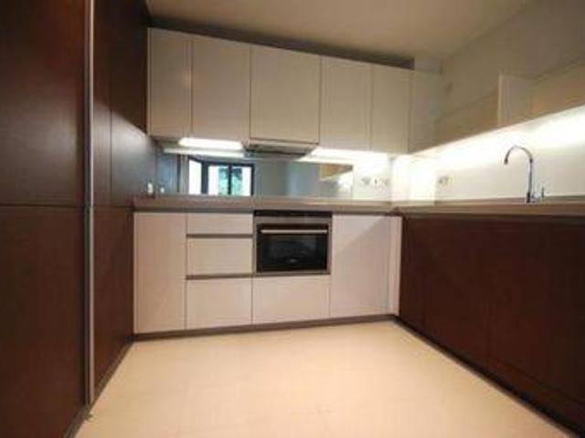 2 Bedrooms Flat for rent in Crossharbour, Docklands E14
