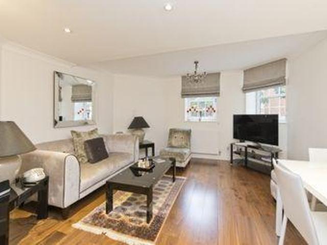 2 Bedrooms Flat for rent in Crown Lodge, 12 Elystan Street, Chelsea, London SW3