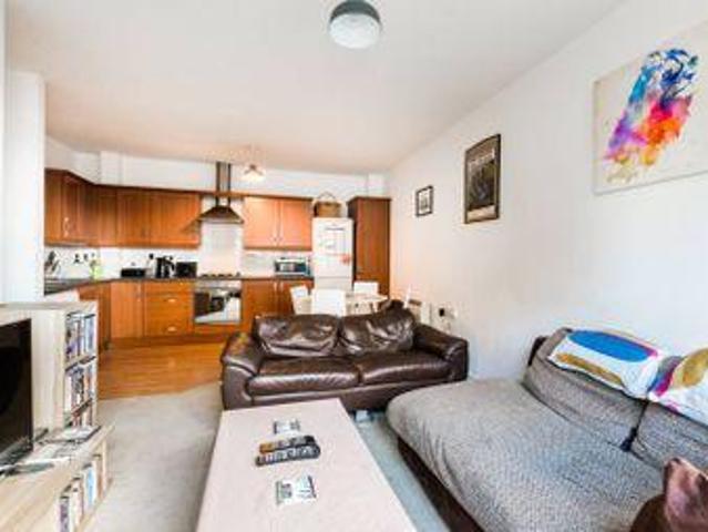 2 Bedrooms Flat for rent in Crouch End Hill, Crouch End N8
