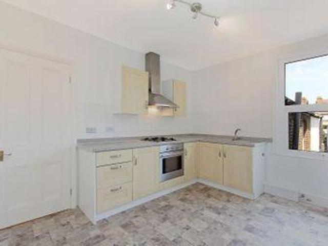 2 Bedrooms Flat for rent in Croydon, Croydon, Surrey CR0