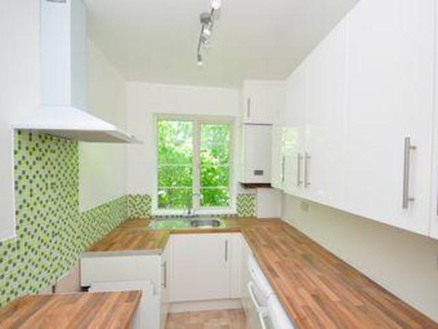 2 Bedrooms Flat for rent in Croydon Road, Wallington SM6