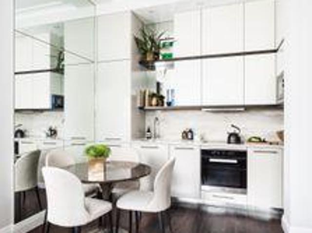 2 Bedrooms Flat for rent in Cuthbert Street, London W2