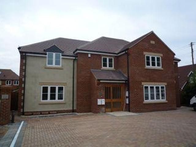 2 Bedrooms Flat for rent in Cumnor Hill, Cumnor, Oxford OX2