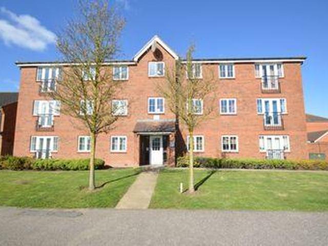 2 Bedrooms Flat for rent in Cunningham Avenue, Hatfield AL10