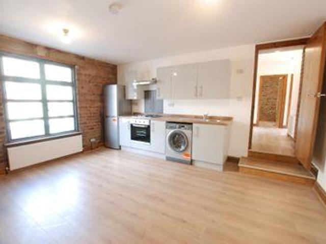2 Bedrooms Flat for rent in Curtain Road, London EC2A