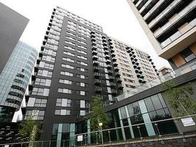 2 Bedrooms Flat for rent in Cypress Place, 9 New Century Park, Manchester M4