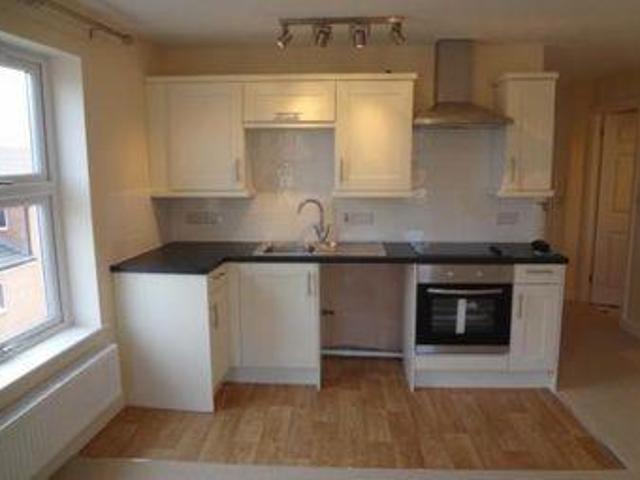 2 Bedrooms Flat for rent in A Chapel Street, Ripley, Derbyshire DE5