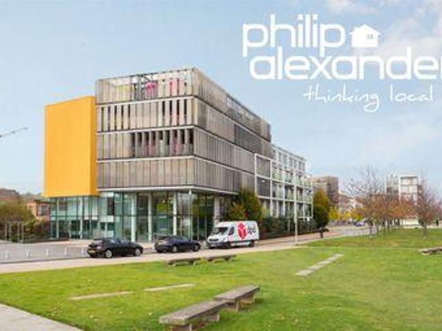 2 Bedrooms Flat for rent in Amazon Apartments, New River Village, Hornsey N8
