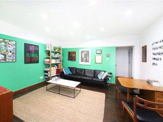 2 Bedrooms Flat for rent in Amhurst Road, Hackney, London E8