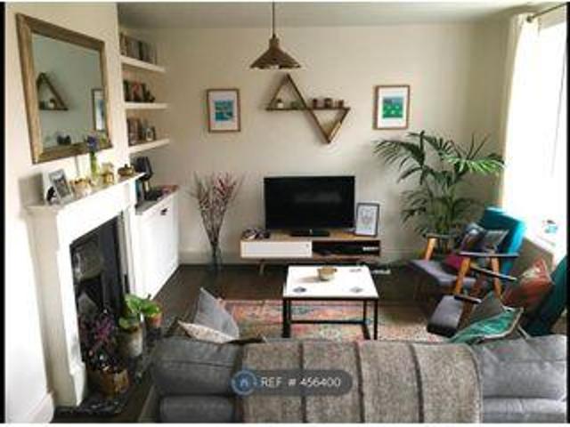 2 Bedrooms Flat for rent in Amhurst Road, London E8