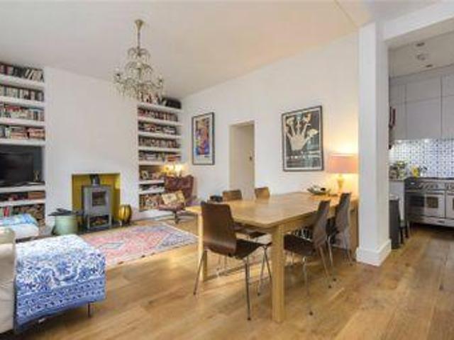 2 Bedrooms Flat for rent in Amhurst Road, London N16