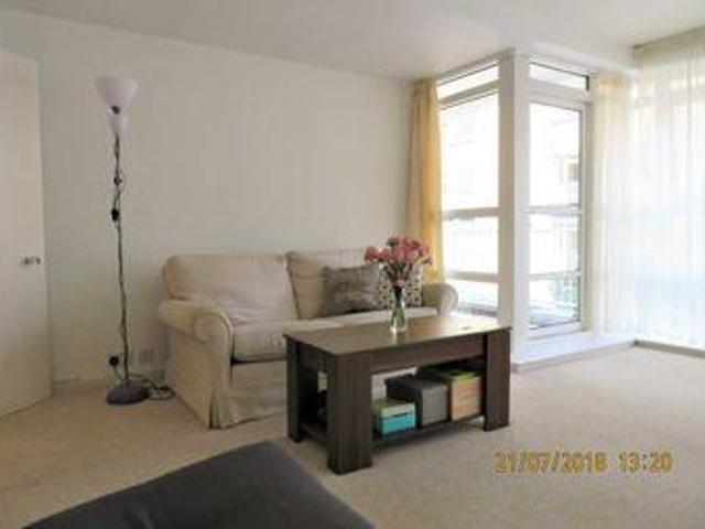 2 Bedrooms Flat for rent in Anchorage Point, Cuba Street, London E14