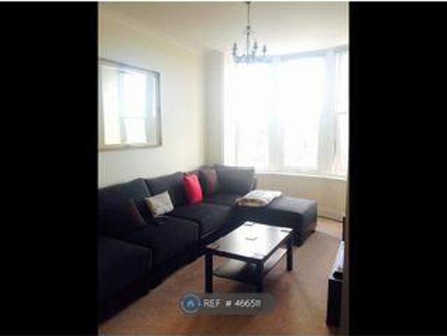 2 Bedrooms Flat for rent in Ancroft Street, Glasgow G20