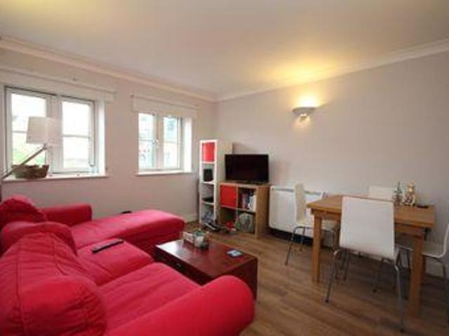 2 Bedrooms Flat for rent in Anderson Square, Islington, London N1