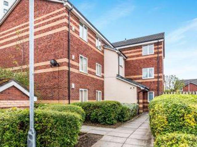 2 Bedrooms Flat for rent in Angora Drive, Salford M3