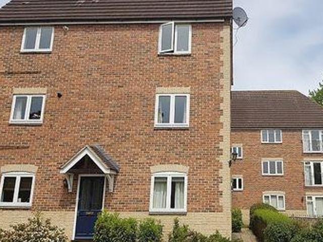 2 Bedrooms Flat for rent in Anna Pavlova Close, Abingdon OX14