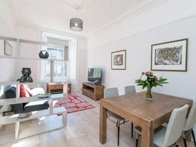 2 Bedrooms Flat for rent in Abercromby Place, New Town EH3