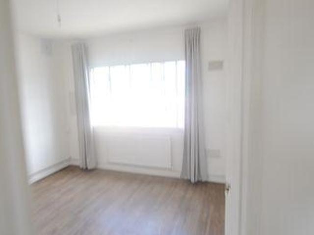 2 Bedrooms Flat for rent in Aberdeen Parade Aberdeen Road, London N18