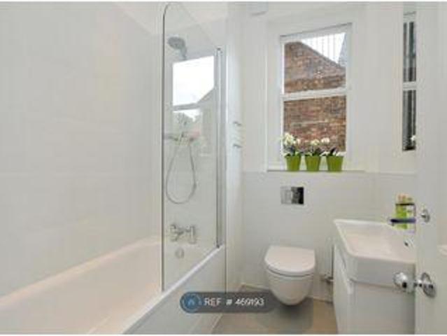 2 Bedrooms Flat for rent in Aberdeen Park Road, London N5