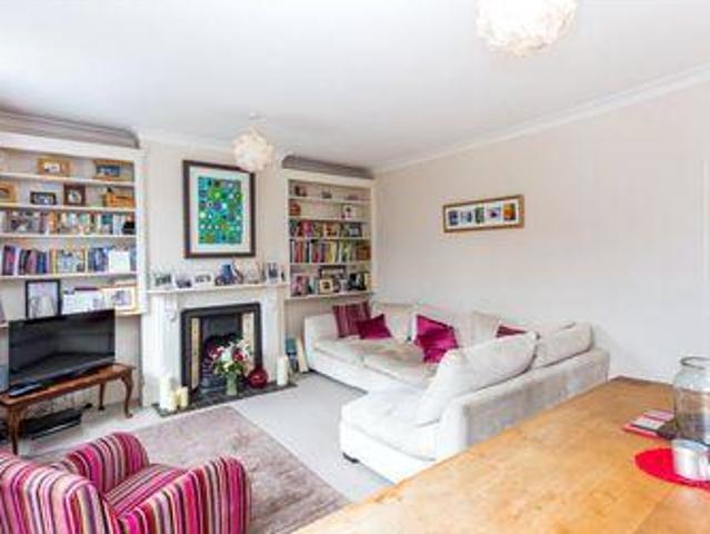 2 Bedrooms Flat for rent in Aberdeen Road, Highbury N5