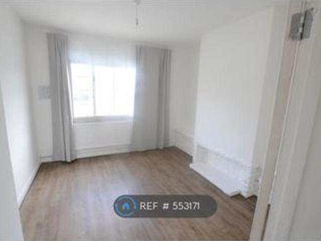 2 Bedrooms Flat for rent in Aberdeen Road, London N18