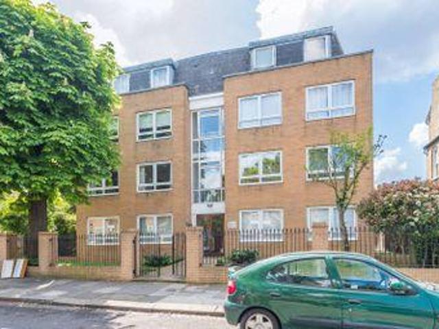 2 Bedrooms Flat for rent in Acacia Road, Acton W3