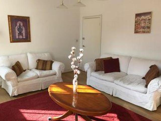 2 Bedrooms Flat for rent in Acer Walk, Oxford OX2