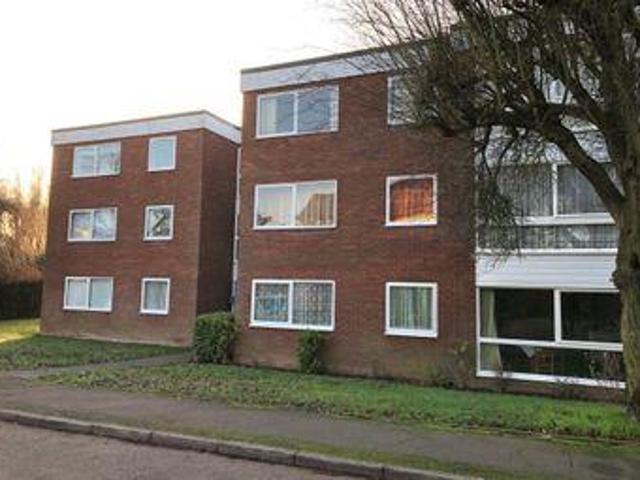 2 Bedrooms Flat for rent in Adare Drive, Styvechale CV3