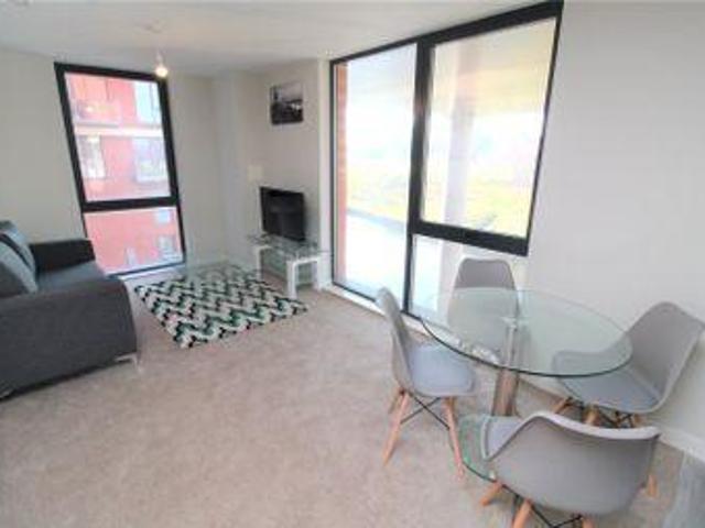 2 Bedrooms Flat for rent in Adelphi Wharf 1B, 11 Adelphi Street, Salford, Greater Manchester M3