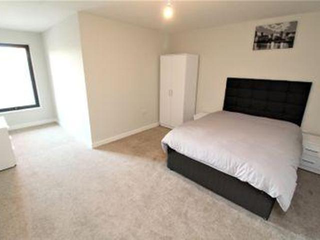 2 Bedrooms Flat for rent in Adelphi Wharf 1B, 11 Adelphi Street, Salford, Greater Manchester M3