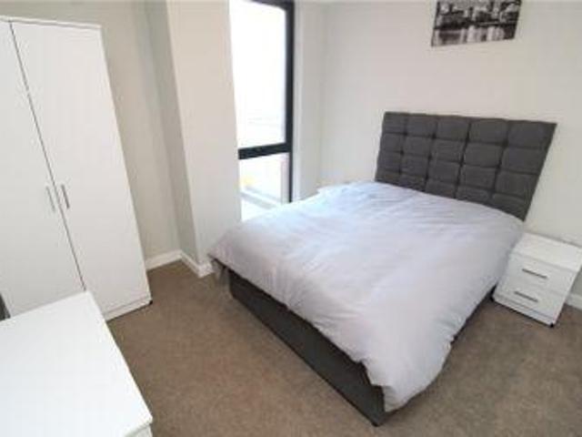 2 Bedrooms Flat for rent in Adelphi Wharf 1B, 11 Adelphi Street, Salford, Greater Manchester M3