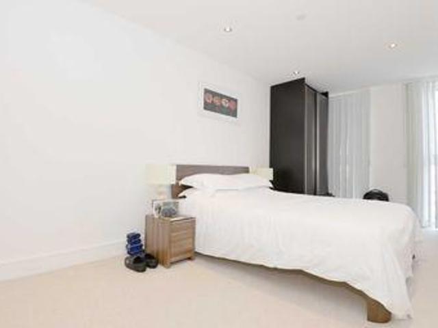 2 Bedrooms Flat for rent in Admirals Tower, 8 Dowells Street, New Capital Quay, Greenwich SE10