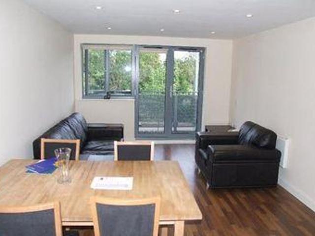 2 Bedrooms Flat for rent in Agate Close, Park Royal NW10